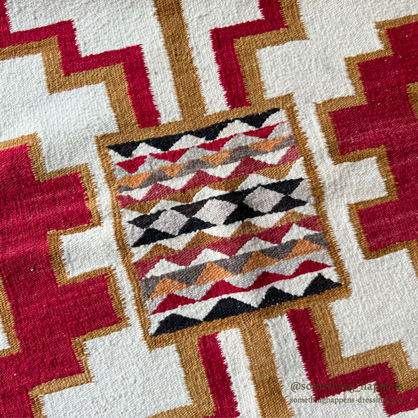 c.1940's NAVAJO RUG / RARE PATTERN / SMALL RUG IN RUG ... 128cm/74cm ...
