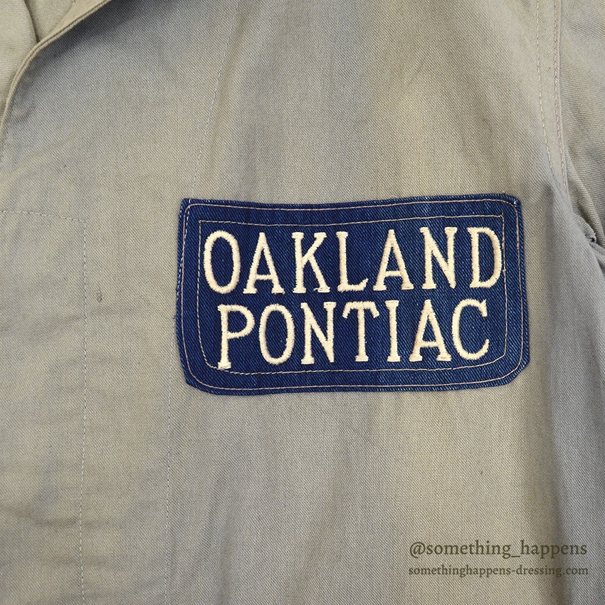 1930's HEAD LIGHT PONTIAC INDIGO TWO-TONE SERVICE COAT CHANGE BUTTON ...