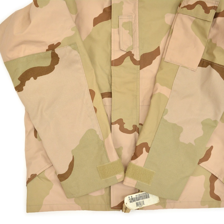 DEADSTOCK U.S.ARMY ECWCS GORE-TEX DESERT CAMO PARKA ... S-S | 確認用 ...