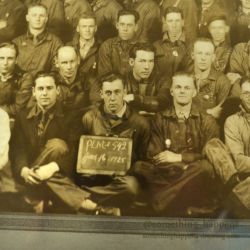 OLD WORKERS PHOTOGRAPH 1925. WOOD FRAMED ... 36cm×30cm | Home Decor ...