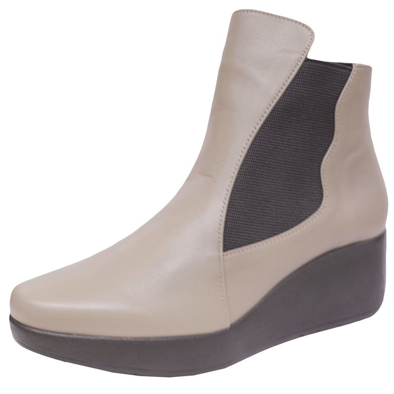 FIZZ REEN フィズリーン 809 オーク【送料無料＆ポイント10％！】 魅せるデザインと歩きやすく痛くならない信頼の日本製レディースシューズ・ブランド 人気の厚底ブーツです ...