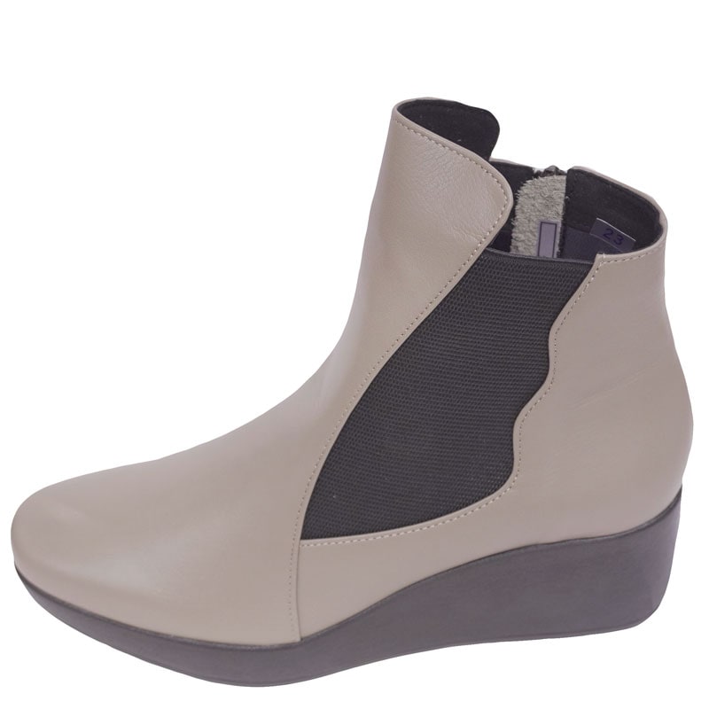 FIZZ REEN フィズリーン 809 オーク【送料無料＆ポイント10％！】 魅せるデザインと歩きやすく痛くならない信頼の日本製レディースシューズ・ブランド 人気の厚底ブーツです ...