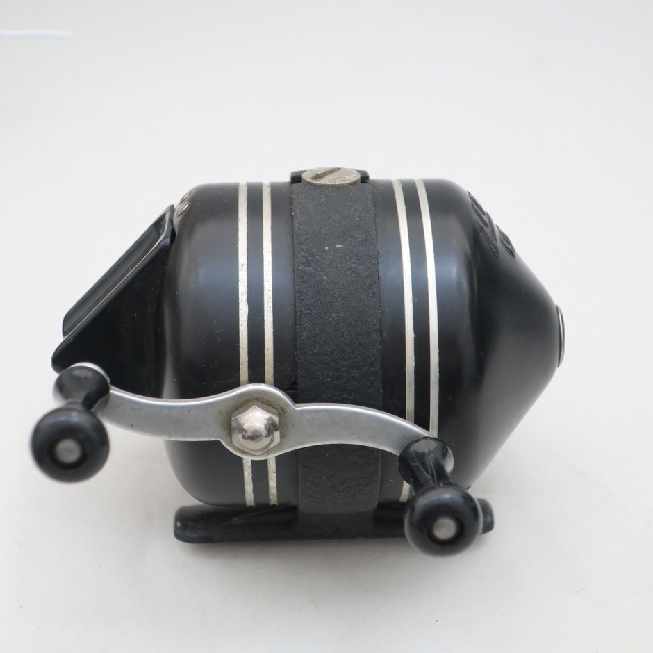 ZEBCO,606,ゼブコ,スピンキャストリール