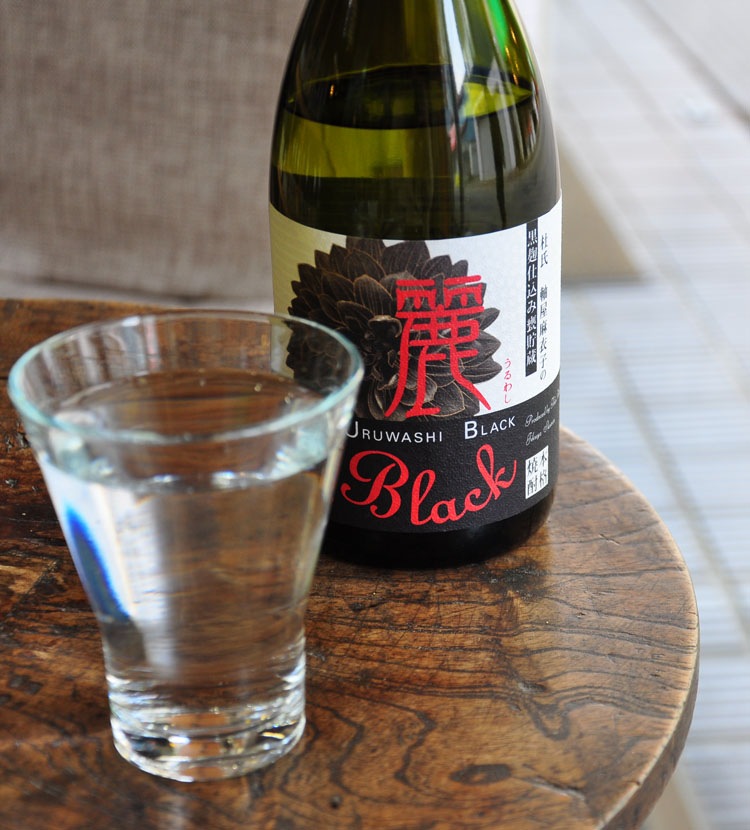 軸屋酒造【芋焼酎】麗し Black ★桜本商店オンラインショップ【オンターブル】