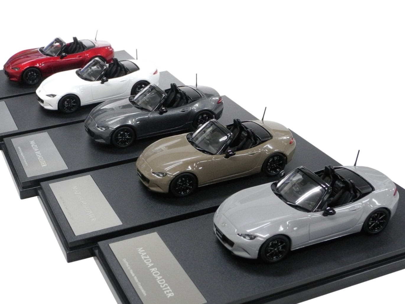 ND & RF 2024model 1/43 ダイキャストモデルカー | Roadster Club of Japan | OPEN INC ...