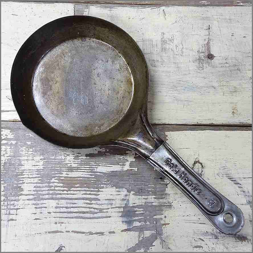 1950年代 COLD HANDLE ビンテージ フライパン 鉄フライパン アメリカ製 Cowboy Frying Pans 175 ...