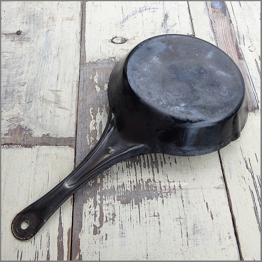 1940年代 WAGON WHEEL ビンテージ フライパン 鉄フライパン アメリカ製 Cowboy Frying Pans 190 ...