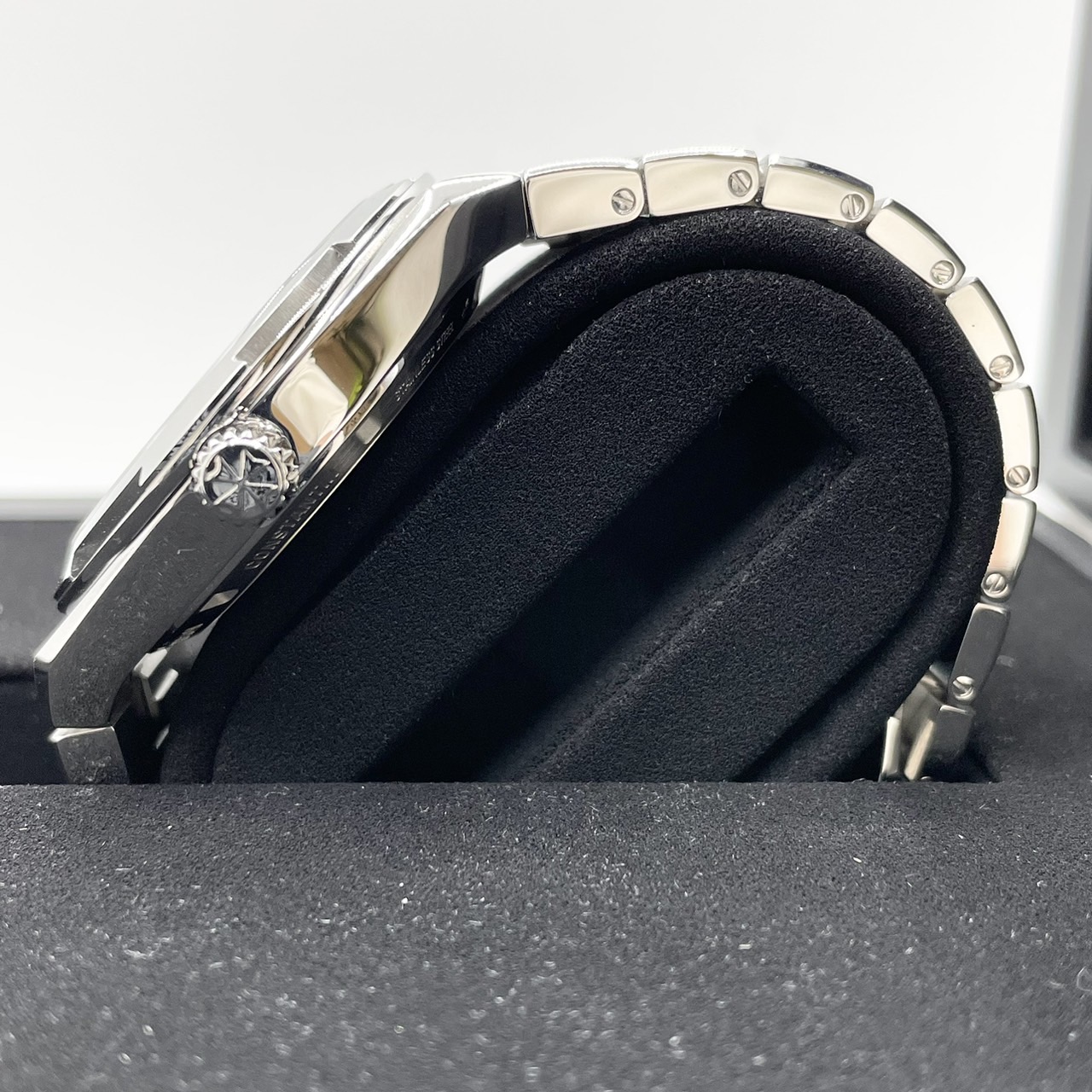 ヴァシュロンコンスタンタン オーヴァーシーズ 4520V/210A-B128 ステンレススチール ブルー 41mm ｜ 商品状態：新品 ...