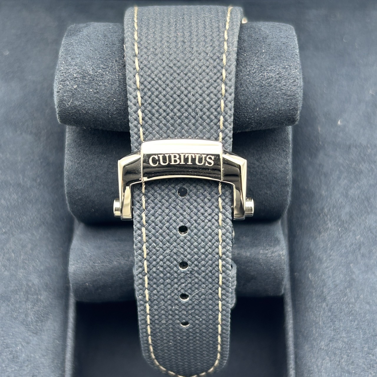 【2024年新作】パテックフィリップ キュビタス 5822P-001 ブルー・ソレイユ プラチナ 45mm ｜ 商品状態：新品｜プレミアバリューショップ