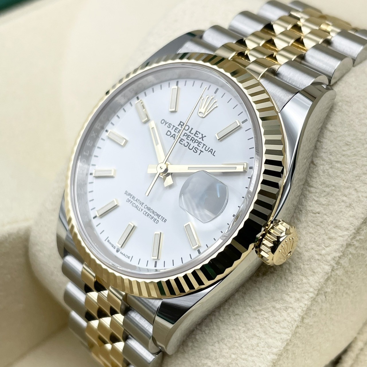 ロレックス デイトジャスト 126233 ホワイト ジュビリーブレス 36mm ｜ 商品状態：新品｜プレミアバリューショップ