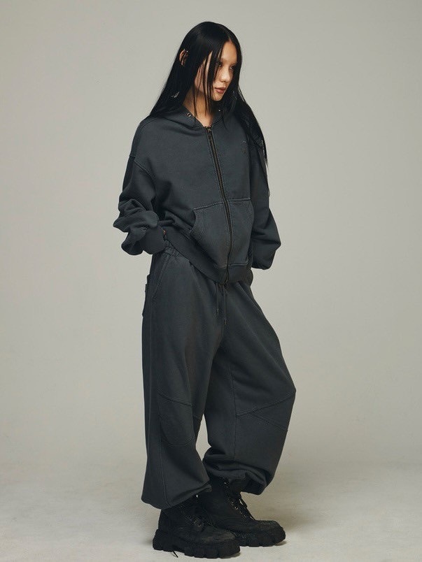 【BLR BLUER】Dyed Circle Logo Over-fit Armor Sweat Pants | OUR BRAND,BLR ...