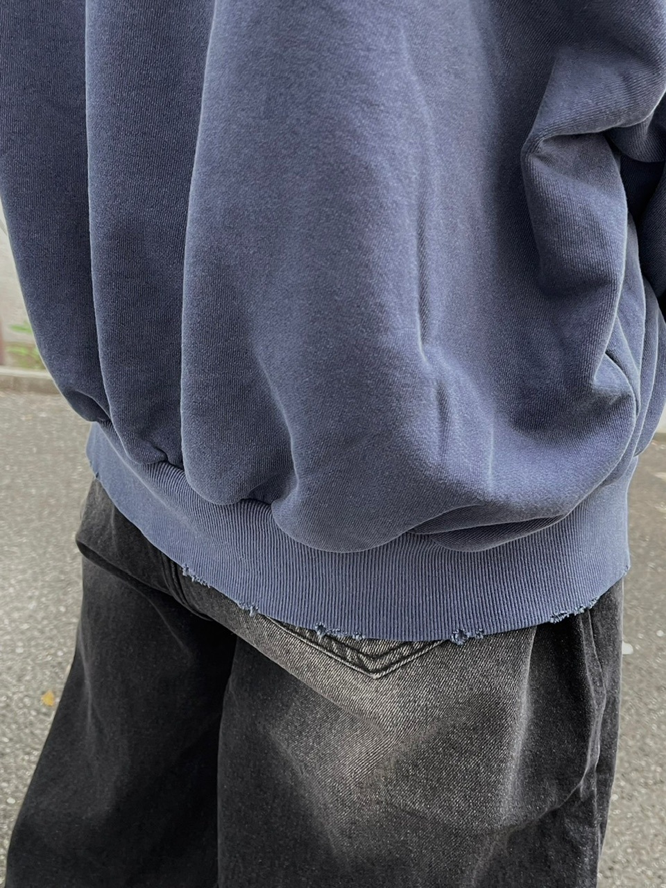 大阪店WEB限定受注制【Chikashitsu +】damage zip up hoodie (3color) / 【チカシツプラス】ダメージ ...