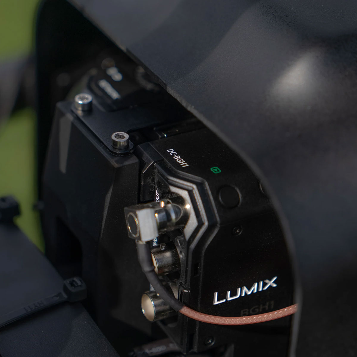 Movi Carbon - Movi Carbon (Ember S5k)