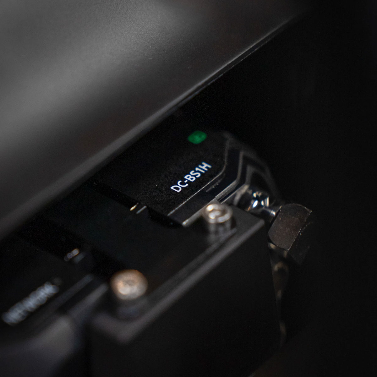 Movi Carbon - Movi Carbon (Ember S5k)