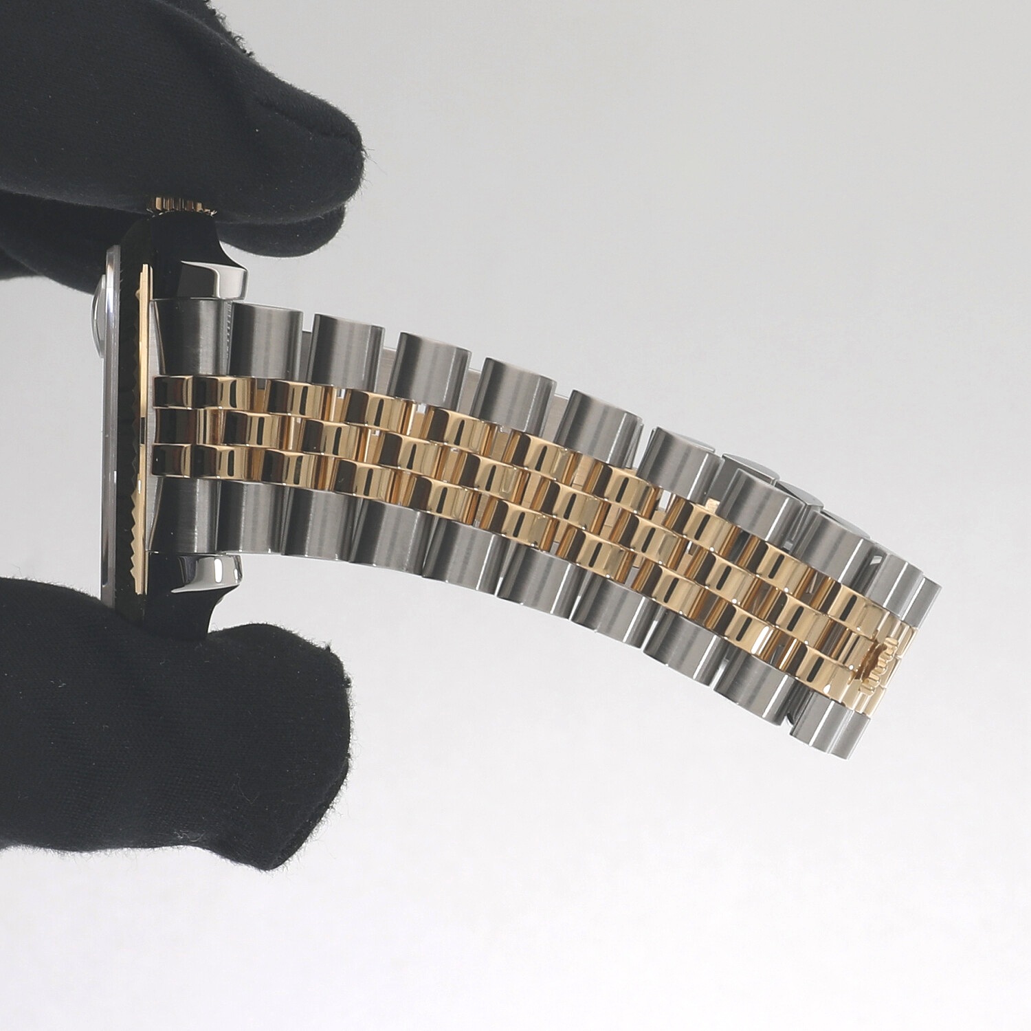 R9701 | [中古]ロレックス デイトジャスト 116233 Z番 シャンパン ローマ メンズ | 中野のブランド時計販売・買取なられんず