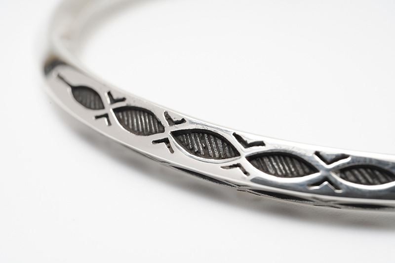 ZERO OnlineShop,ブランド別,ZERO,バングル・ブレスレッド | ろーぐす |ZERO ゼロ シルバー バングル "Square End" ZERO-SquareEnd