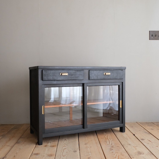 ショーケースキャビネット 黒染『R-select リデザインプロダクト』 | すべての商品 | R-select