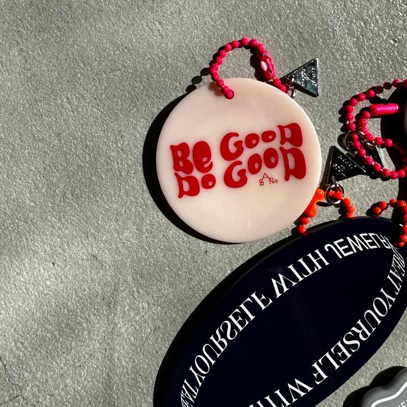 Graphic Mirror large | other | sAn ONLINE STORE