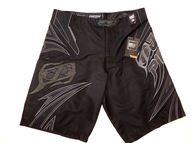 JET PILOT VOLTEX S15 ボードショーツ カラー：Black/Black サイズ ： 36 ｲﾝﾁ 特別処分価格 | アパレル ...