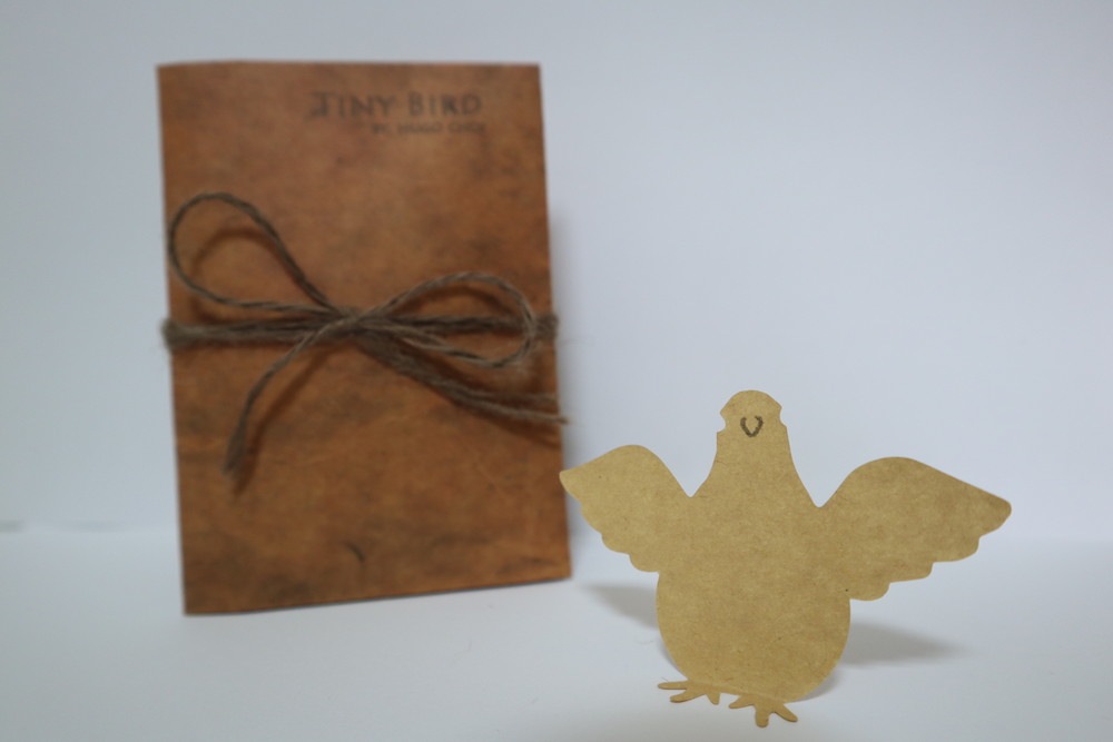 Tiny Bird by Hugo Choi ※ ｜全商品一覧や手品グッズ揃うマジックショップ｜セオマジック