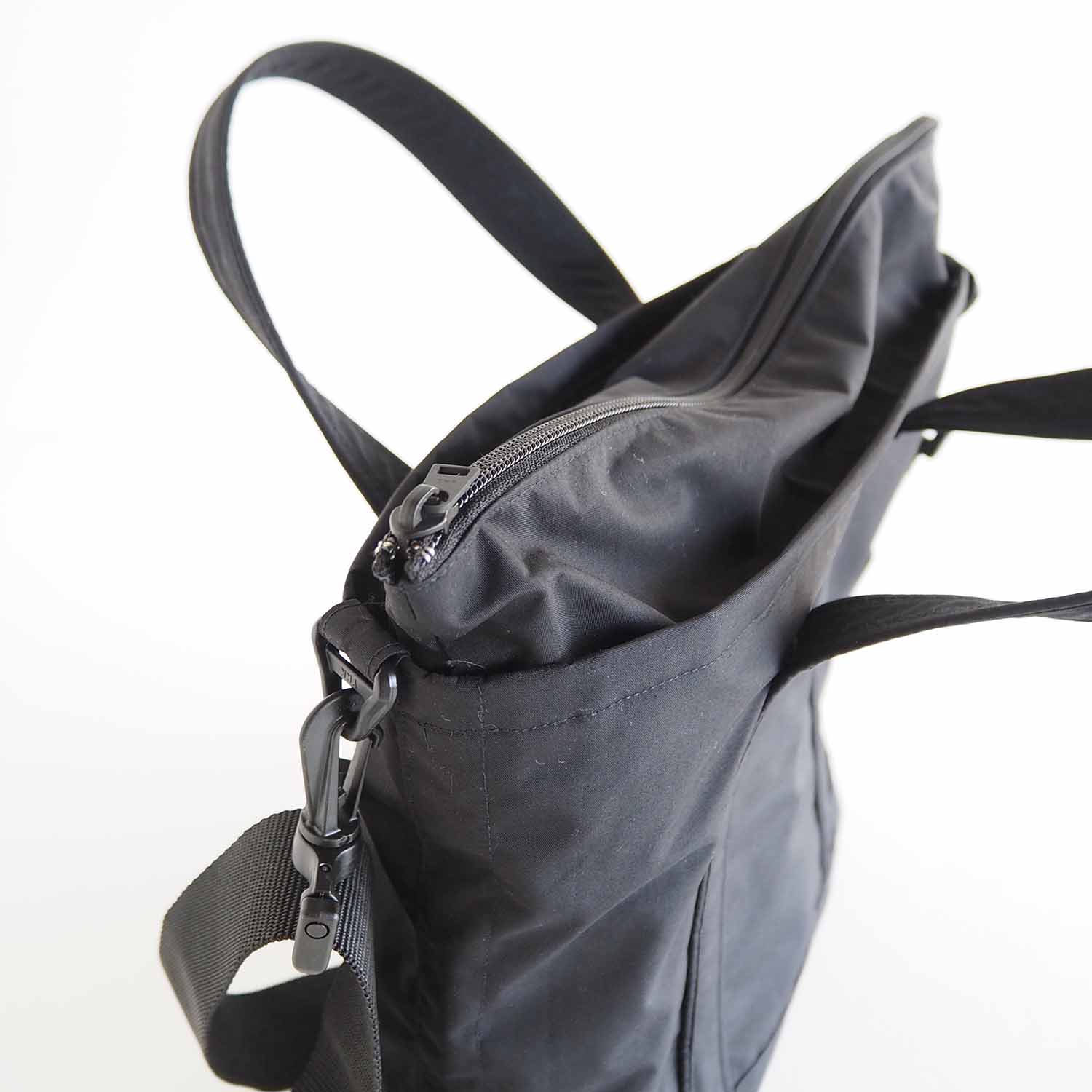 ERA. イーラ ERA'S WALK CARRIER "SANPO" GROCERY ナイロントートバッグ Sサイズ ブラック