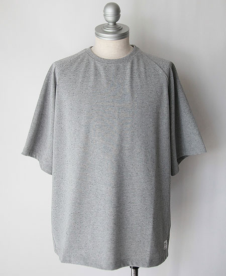 NANGA ナンガ ECO HYBRID RAGLAN SLEEVE OVERSIZED TEE (GRAY)
