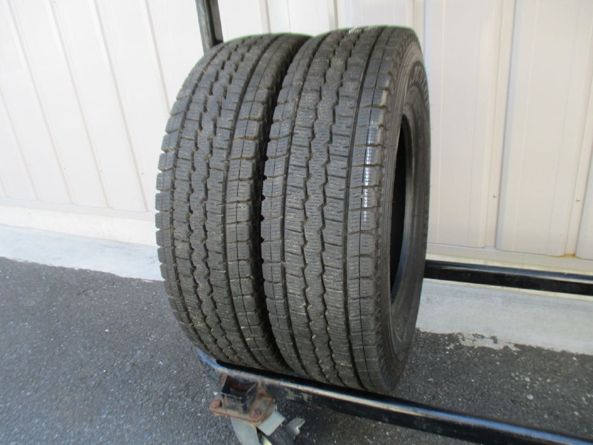 185R14 6PR ダンロップ WINTER MAXX SV01 スタッドレス 2021年製 2本 送料込 T50830127☆★インボイス ...