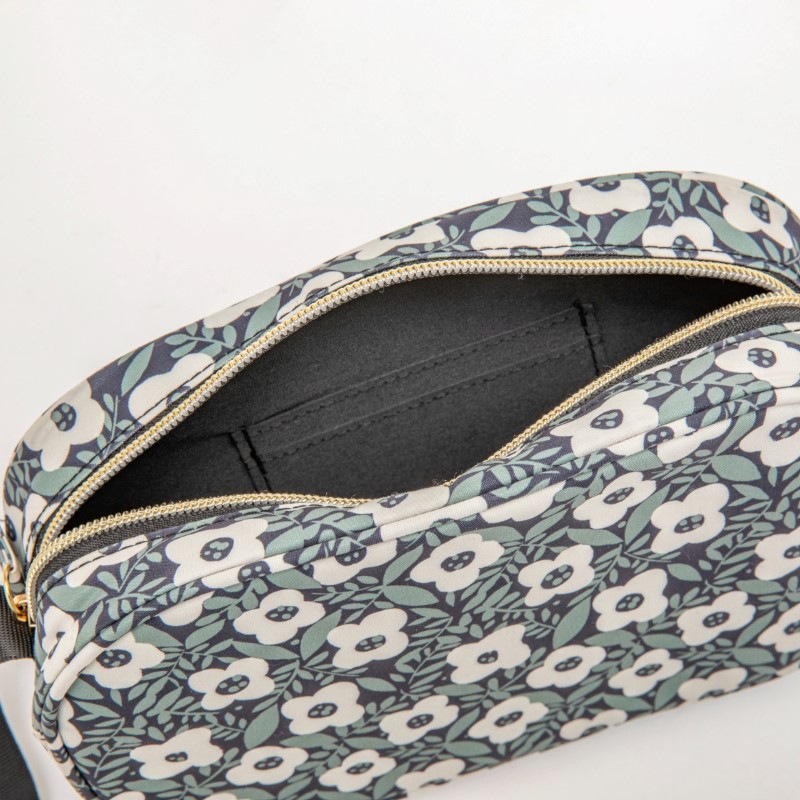 kippis オーバルポシェット ブラック | 商品カテゴリ一覧,宝島社公式商品 | | 宝島チャンネル