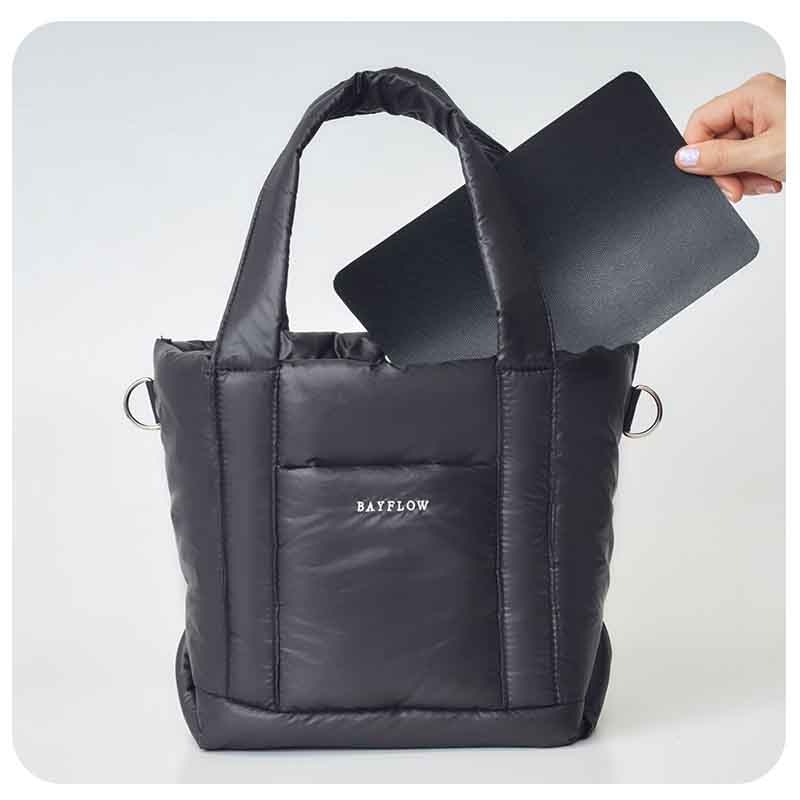 BAYFLOW 収納5ポケット キルティングバッグBOOK BLACK | 商品カテゴリ一覧,宝島社公式商品 | | 宝島チャンネル