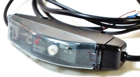 KEYENCE ES-X38/EH-303A Amplifier separation type proximity switch ...
