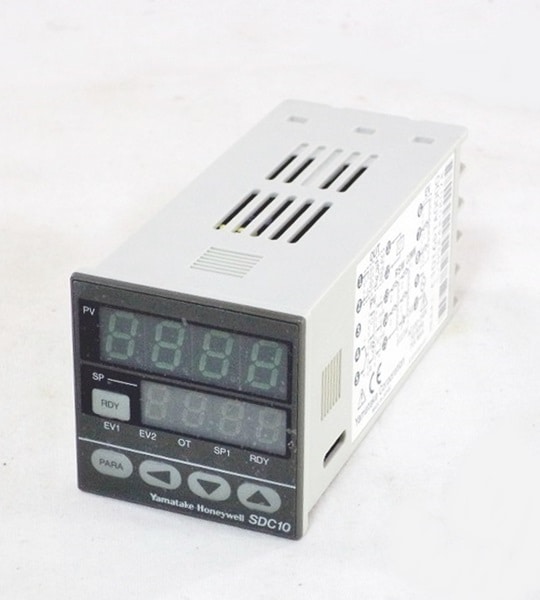Yamatake SDC10(C10T6DTA0000) Digitronik digital indicating controller ...