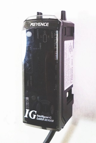 KEYENCE IG-1050 CCD Transmission Digital Laser Sensor Amplifier Unit ...