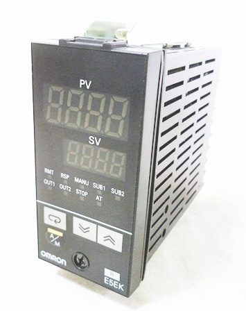 OMRON E5EK-AA202 Samakku K Digital Controller | Temperature regulator ...