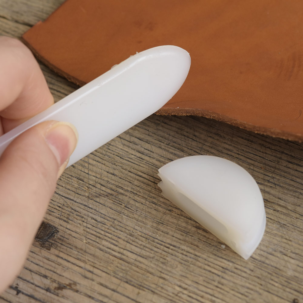 U162 / ヘラ付ヘリ磨き 〈1個〉:がまぐち口金・各種金具・袋物材料の角田商店『ウェブショップツノダ』