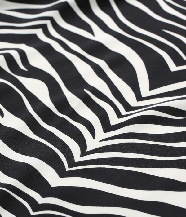 Lot No. SH38877 / HIGH DENSITY RAYON OPEN SHIRT “ZEBRA” - STAR OF ...