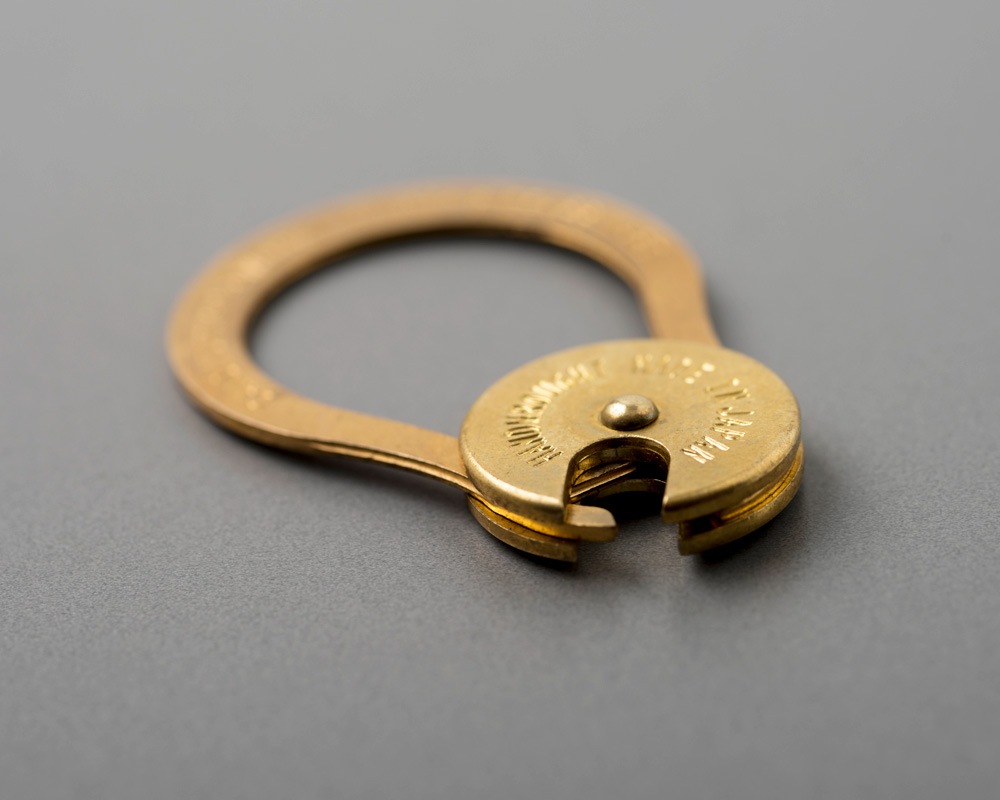 CDW/キャンディーデザイン＆ワークス｜DOLPHY Key Ring ドルフィーキーリング｜キーホルダー アメリカ ヴィンテージ ノベルティ｜TRUSS