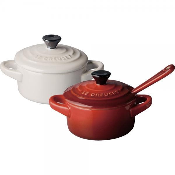 ル・クルーゼ LE CREUSET ペア･プチ･ココット (スプーン付き) NEW BOX チェリーレッド&ホワイトラスター 630870129664 | 卸・問屋・卸売り・BtoB仕入れ ...