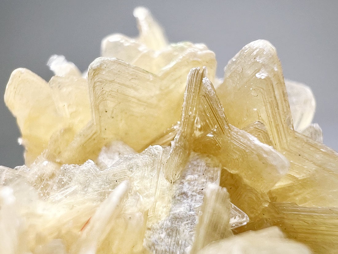 ブラジル産スターマイカ/Twinned Star Shaped Muscovite | モスコバイト(白雲母) | 天然石・水晶・鉱物原石専門 ...