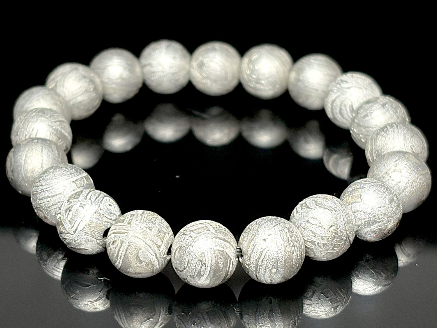 新疆ウイグル自治区産 アルタイ隕石 10mm ブレスレット /Altai Meteorite