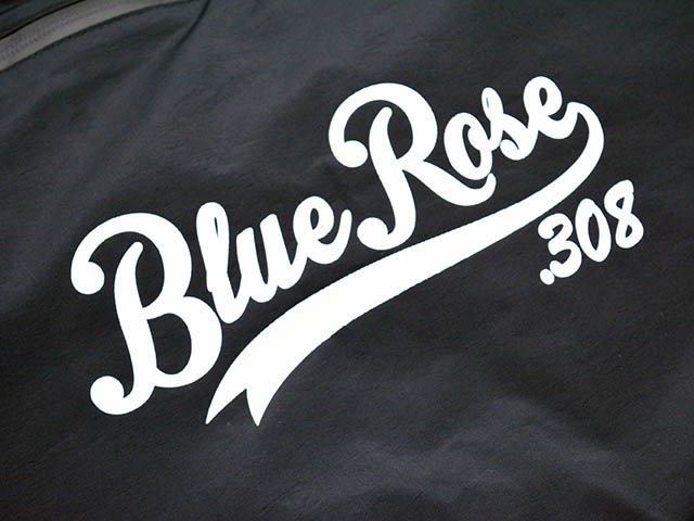 全2色【BLUE ROSE.308/ブルーローズ.308】「Utility Vest"Cursive Logo"/ユーティリティーベスト"カー ...