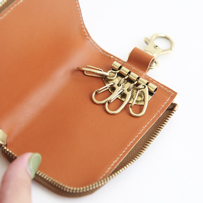 ◇【国内正規販売店】[54212309190] IL BISONTE(イルビゾンテ)キー