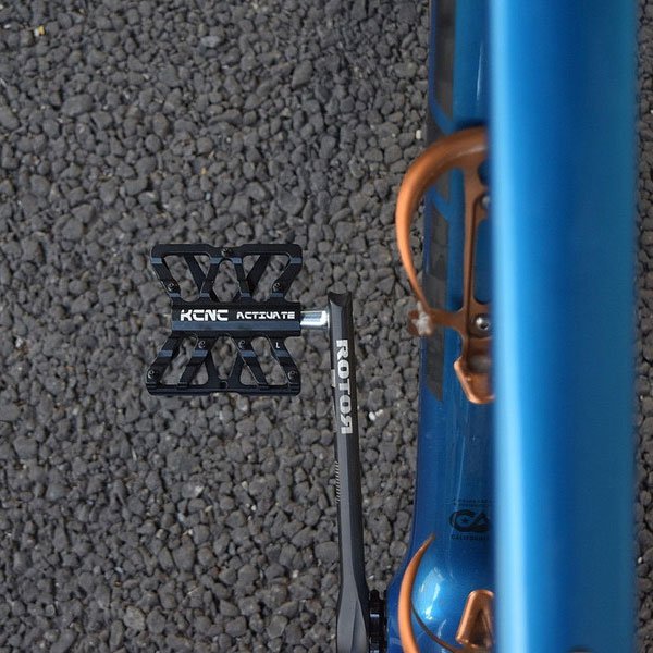 KCNC アクティベート KPED12 CNC クロモリアクスル ペダル | ロードバイクパーツ,ペダル,その他 | ワールドサイクル 通販