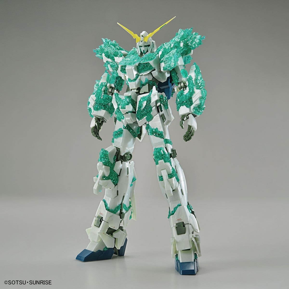 MG 1/100 ガンダムベース限定 ユニコーンガンダム [光の結晶体] 機動戦士ガンダムUC(ユニコーン) - プラモデル | アキバのエックス通販本部