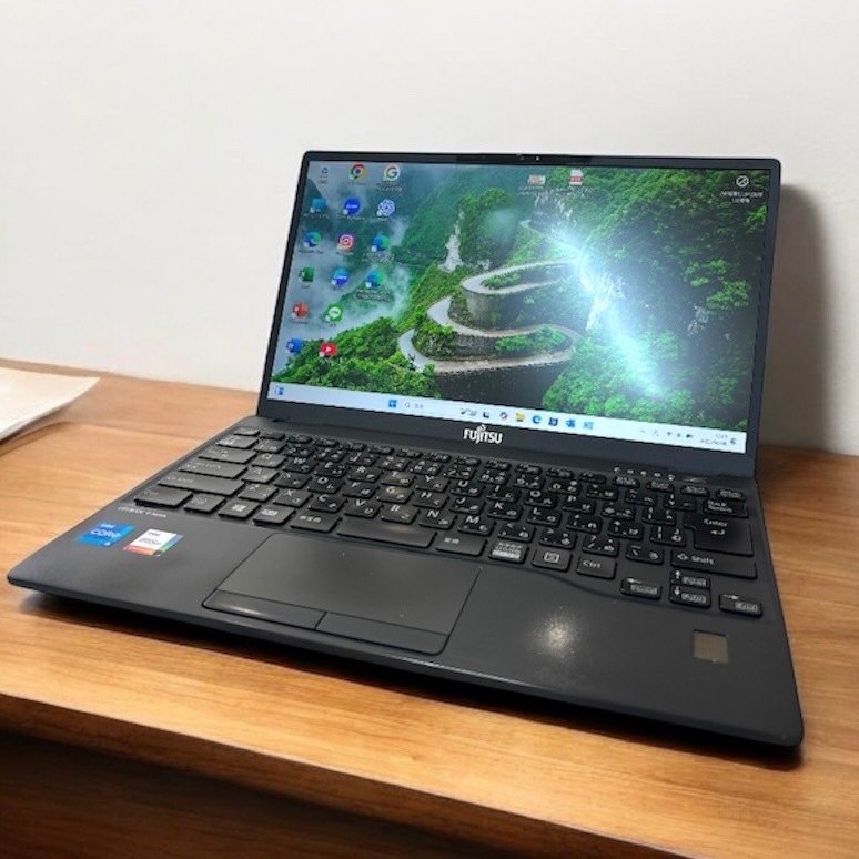 FUJITSU LIFEBOOK U9311/F 13.3ｲﾝﾁ | 画面サイズ | X-STYLE online shop