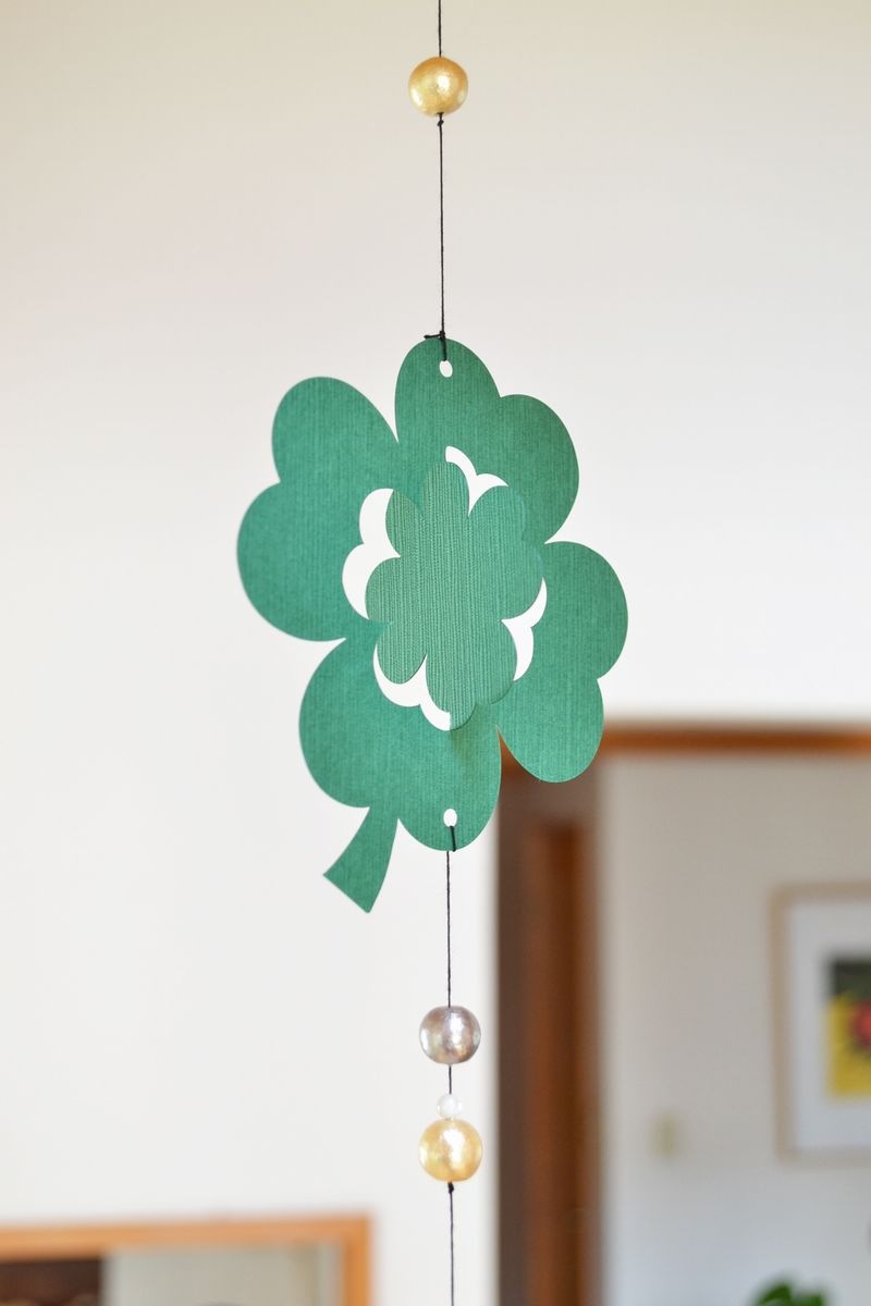 モビールカード クローバー | グリーティングカード | | yookee