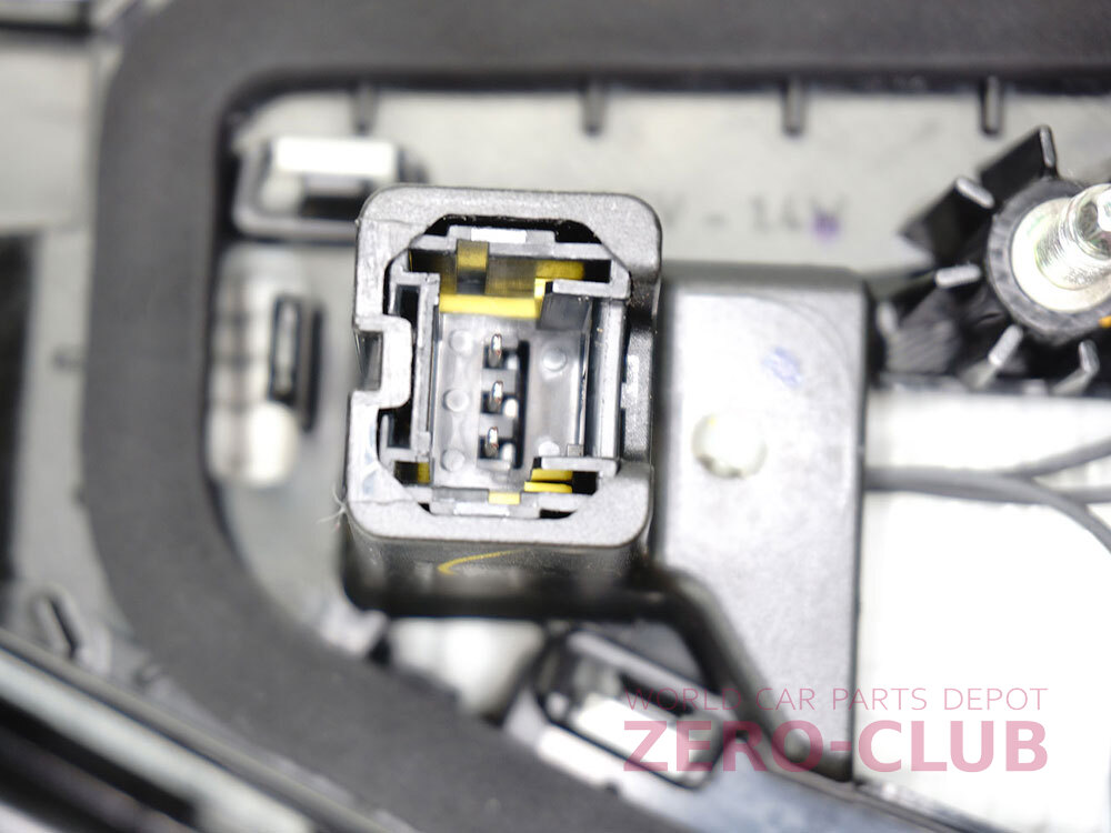 ルノーメガーヌ4 BBM5M用/純正 テールレンズ 左側 内側 Valeo【1861-89321】 | ルノー,メガーヌ4,電装関係 ...